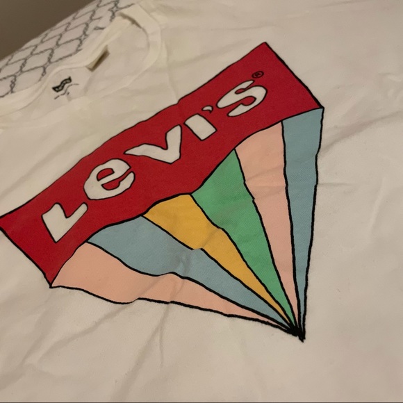Levi's | Tops | Levis Rainbow Logo Cropped Tee Shirt | Poshmark